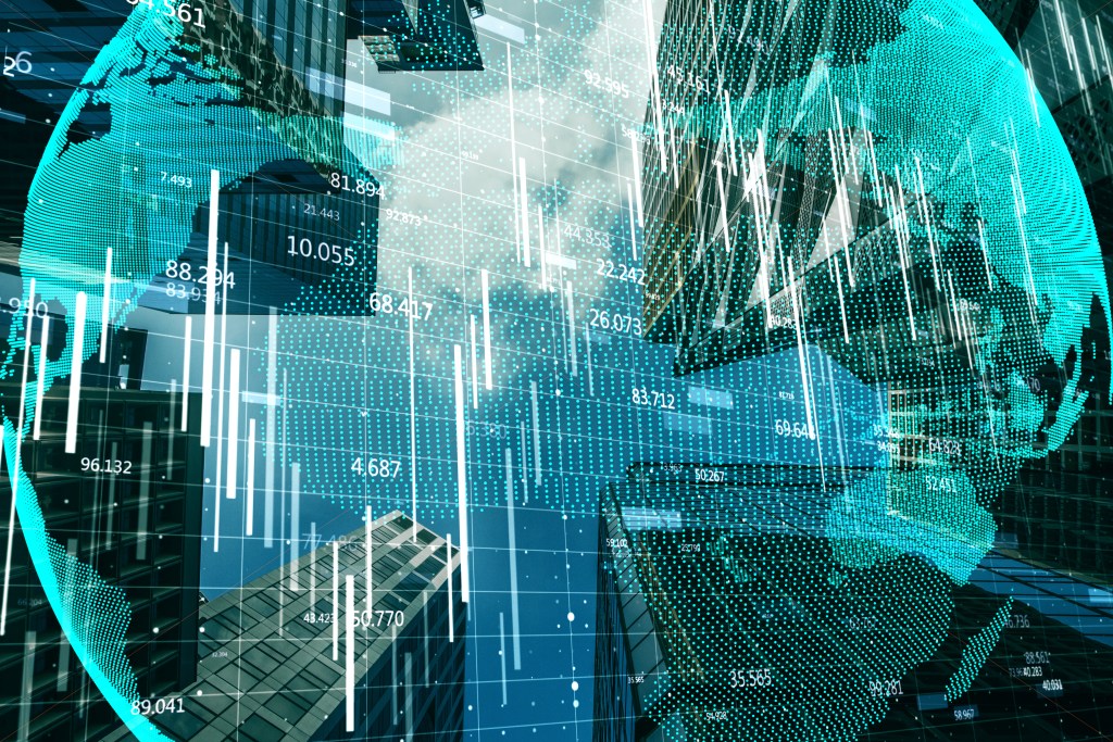 Tech Drags Futures Lower as Indices Test Key Support Ahead of Data ...